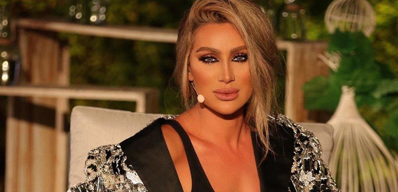صور جديدة لمايا دياب.. الإطلالة تفيض أنوثة