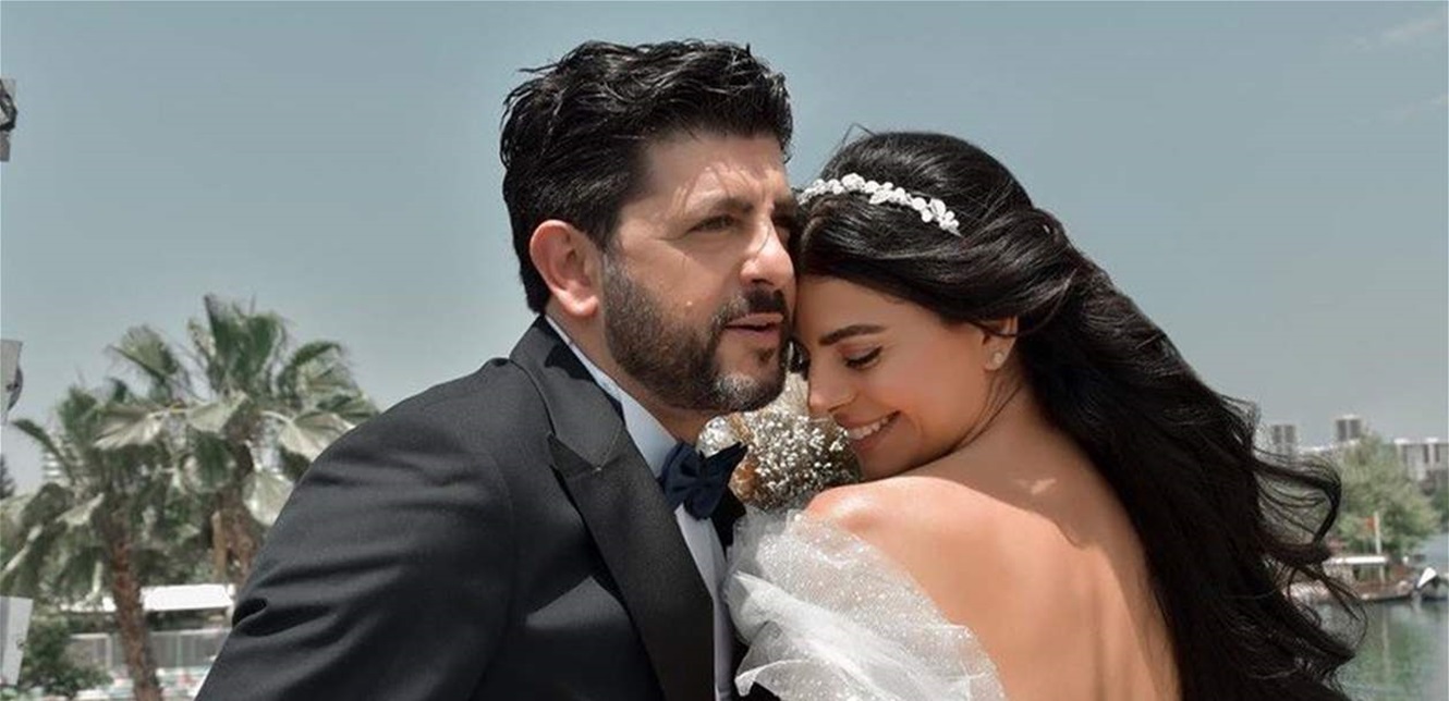 فيديو رومانسي يجمعهما.. زوجة ممثل لبناني شهير تُعايده بمناسبة خاصة