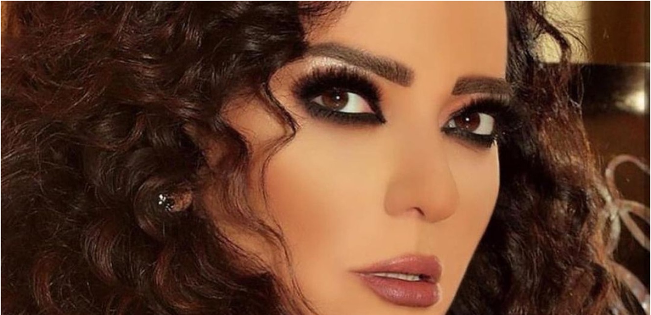 A famous Syrian actress in the video clip "Hamasi" .. She danced and ...